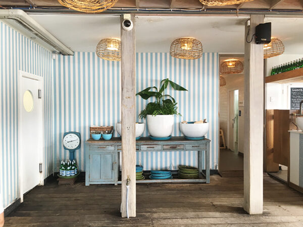 Beautiful Coastal Themed Restaurant That Will Inspire You To Re ...