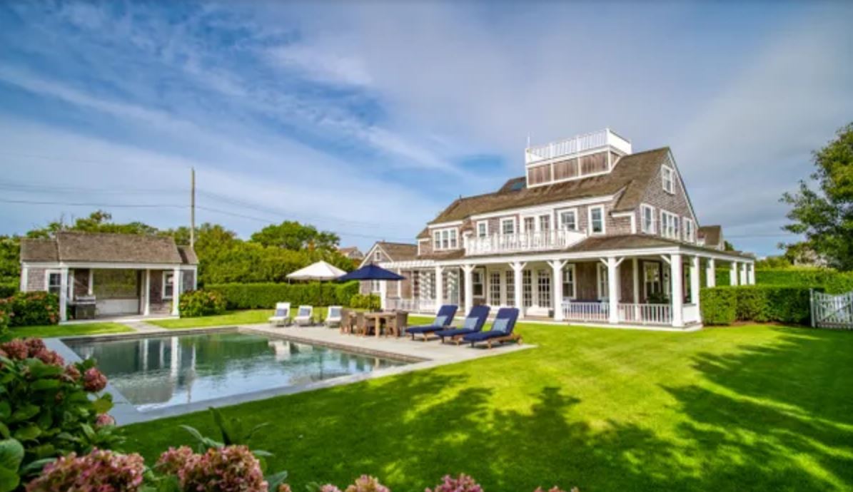 10 Reasons You Will Fall in Love With Nantucket - MarilenStyles.com